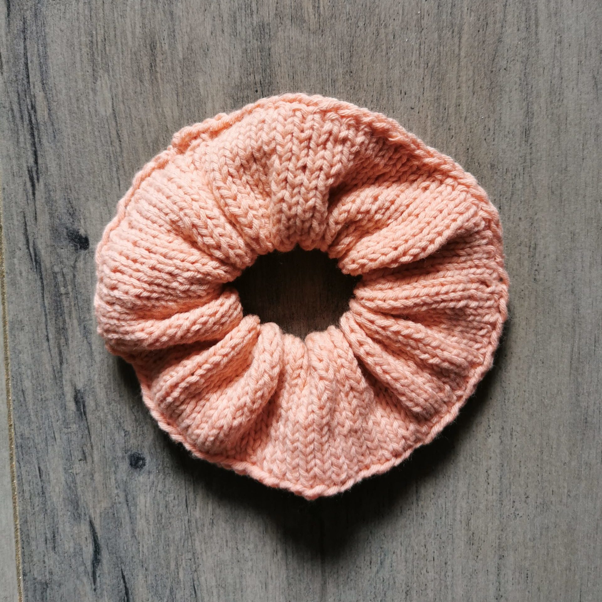 The perfect scrunchie recipe ! (Free knitting pattern) - Binge Tricot