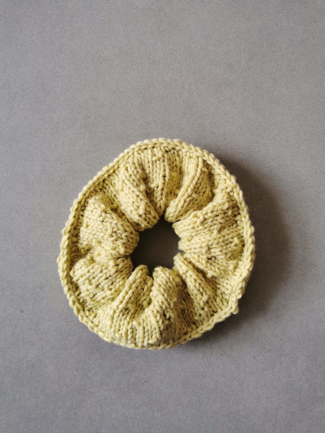 The perfect scrunchie recipe ! (Free knitting pattern) - Binge Tricot